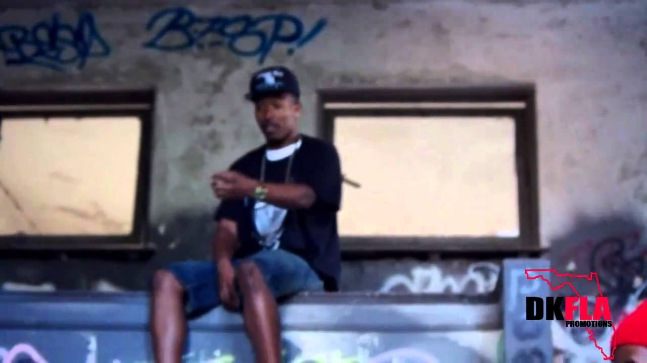 FRIENDS by Boi Looney feat. Tony Lucci [HD] by DKFLApromo - YouTube