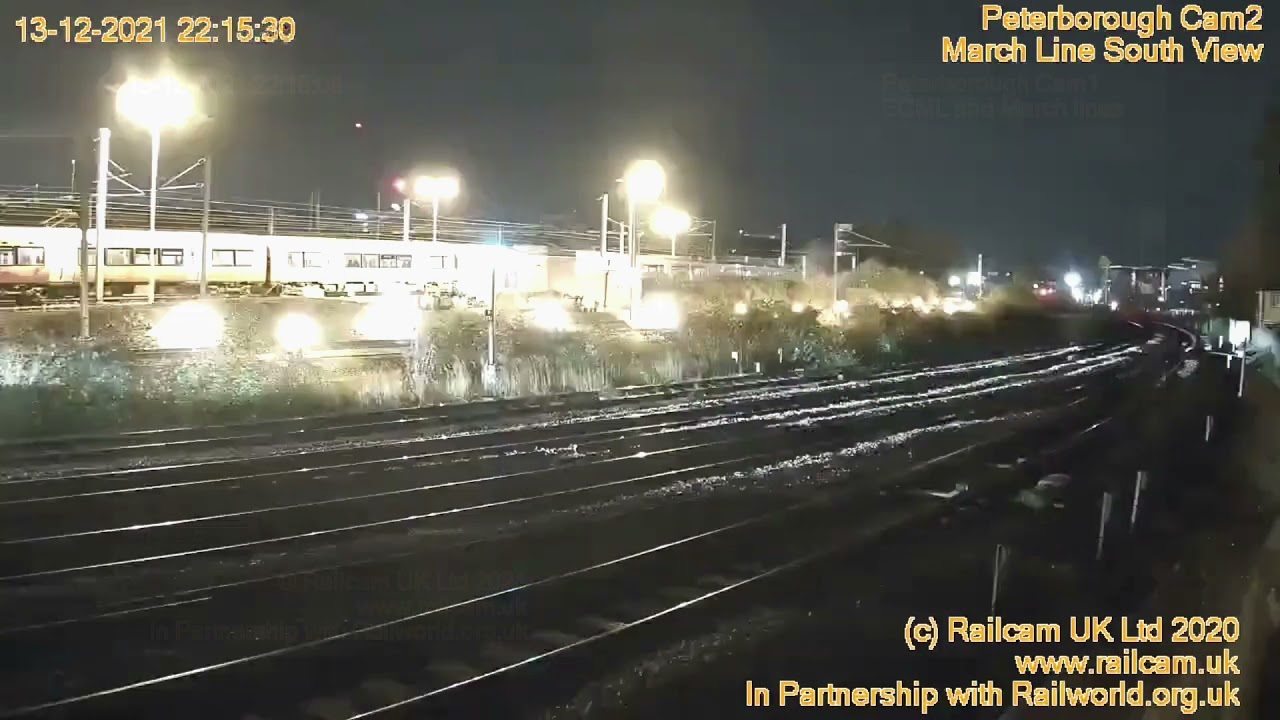 Freightliner class 66501 arriving & departing Peterborough cams - YouTube
