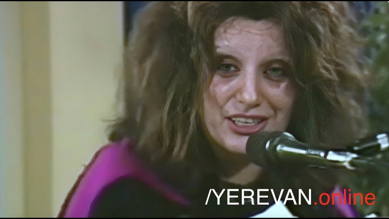 Էլվինա Մակարյանի արաբերեն կատարումը Youtube