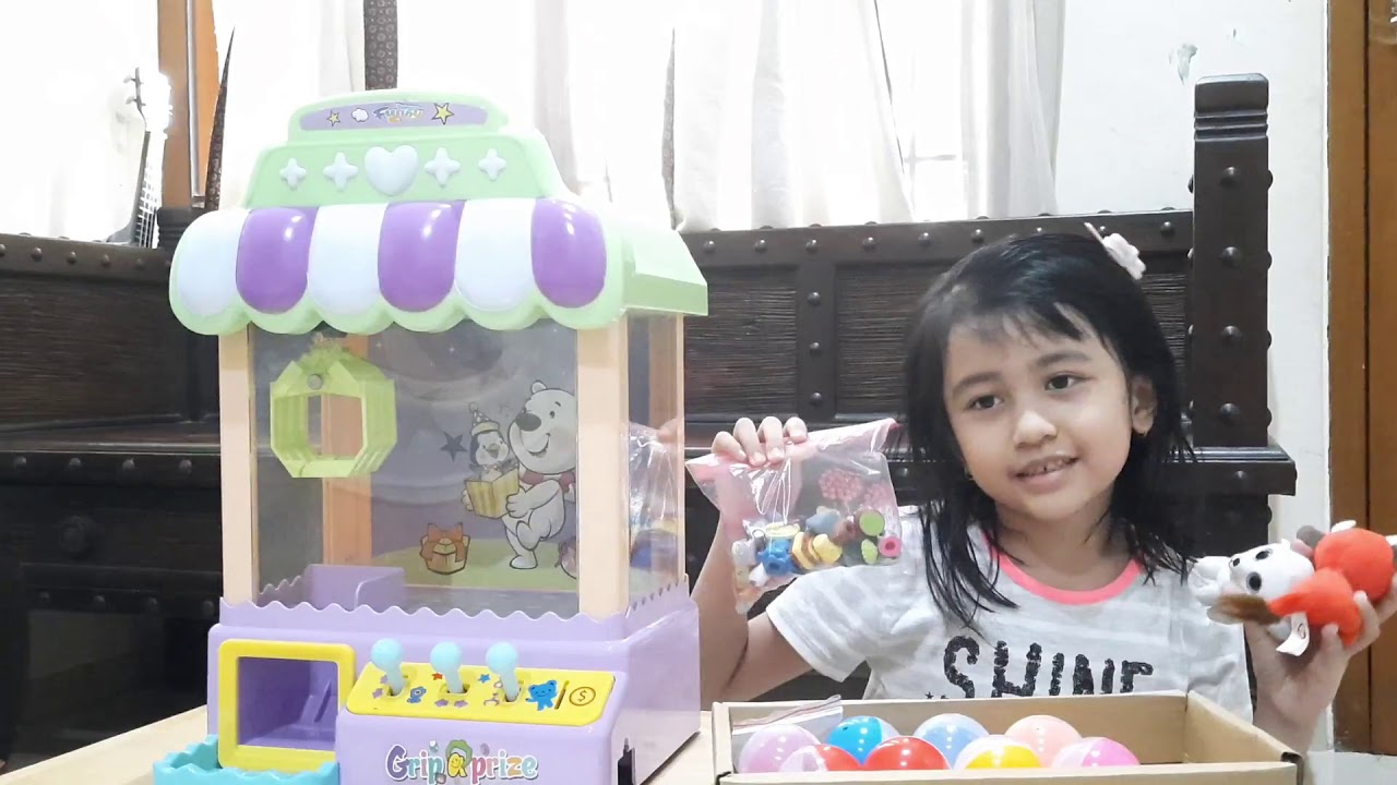 review mini claw machine - YouTube