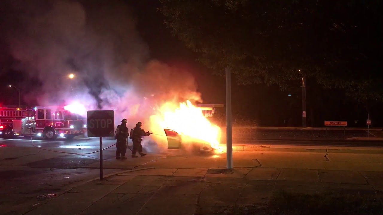 Norristown fire department on scene of a car fire - YouTube