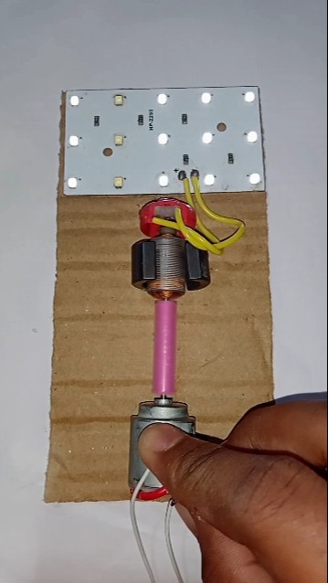 How to generated power with a small dc motor - YouTube