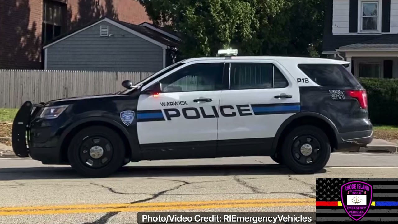 Warwick Police Department RICruiser P-18 Responding - YouTube