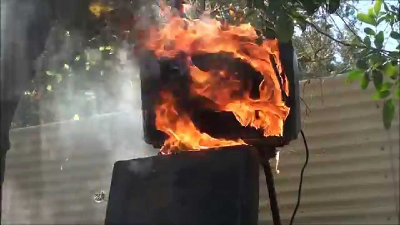 Solar Death ray vs old Television - YouTube