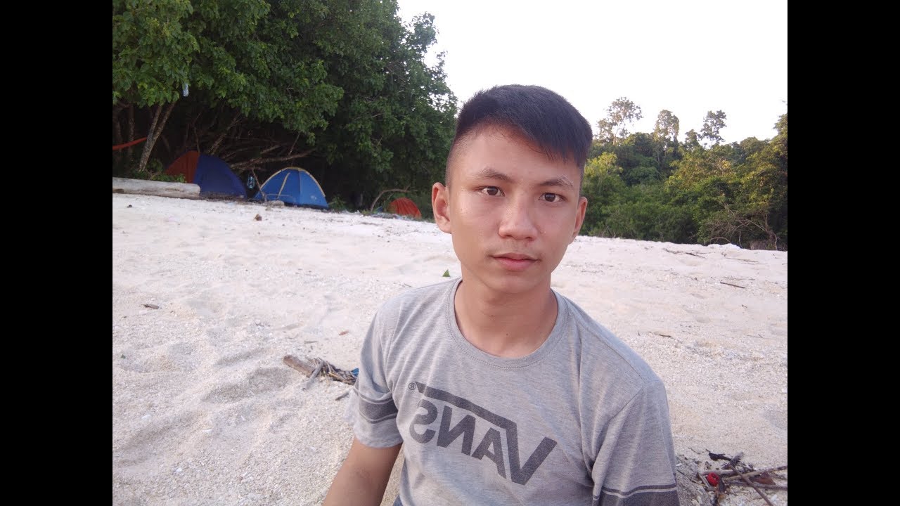 Live Streaming Henry sebastian - YouTube