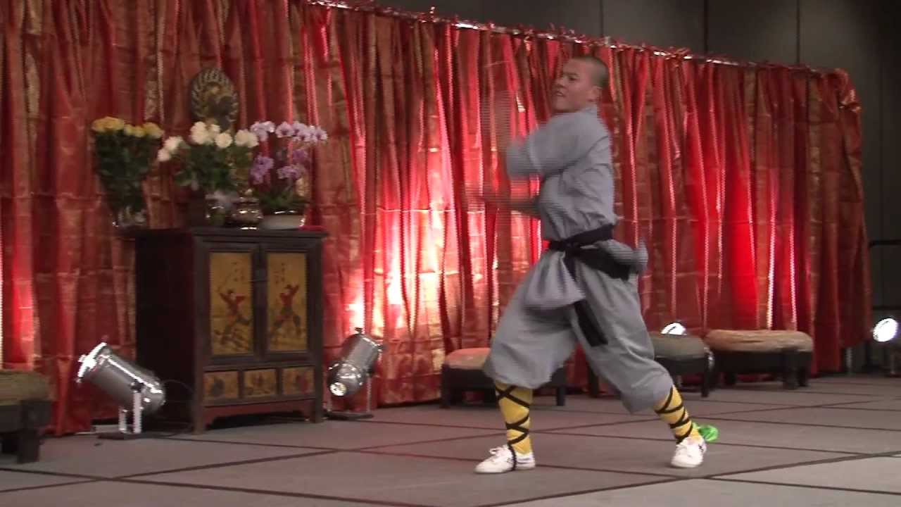 Eagle Damo Cane and Chain Whip - YouTube