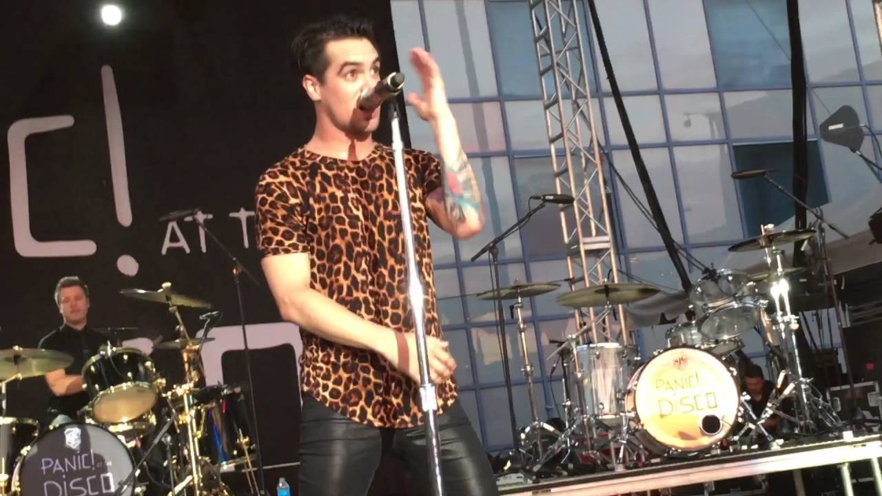 Panic! At The Disco - Crazy=Genius [Live] - 7.23.2016 - Stir Cove ...