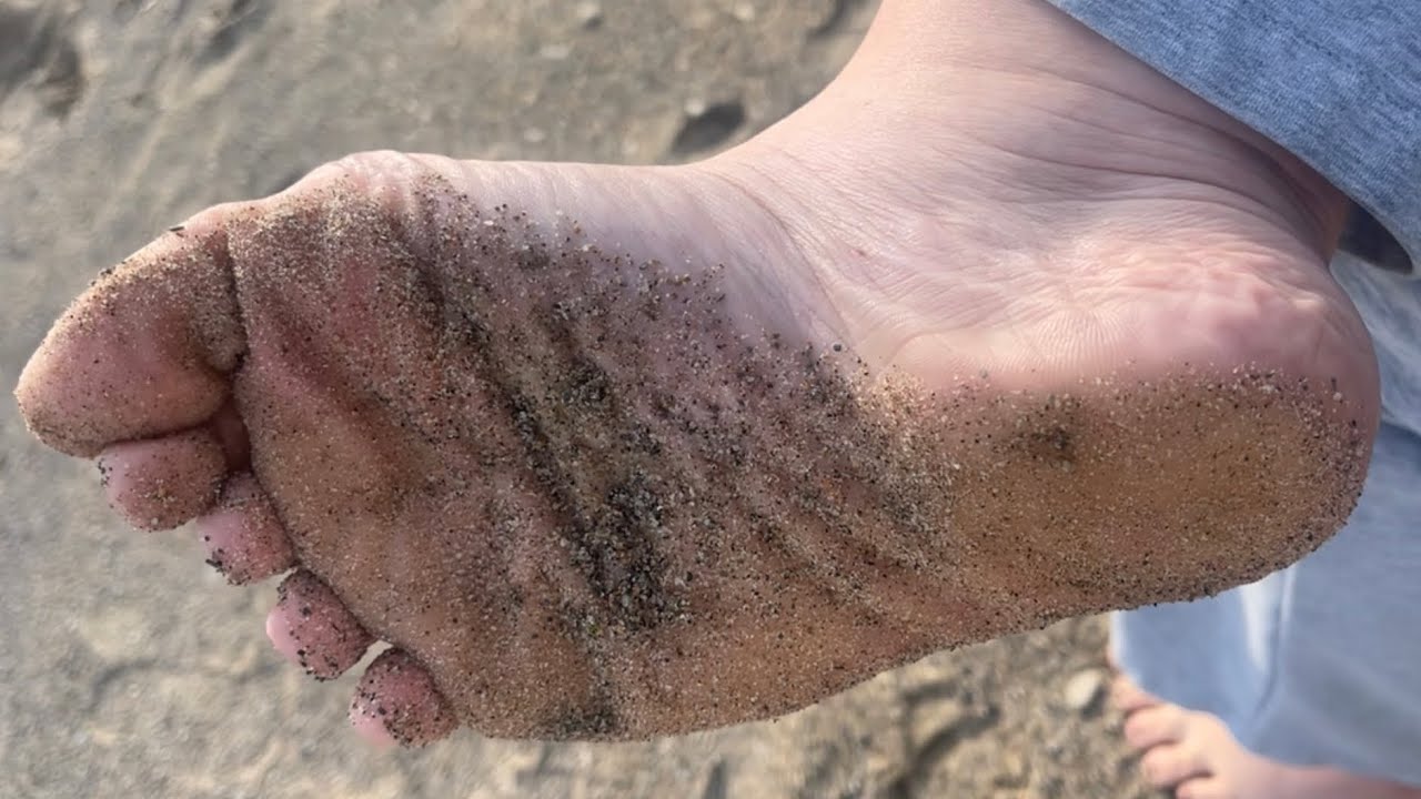 Sandy/dirty feet compilation - YouTube
