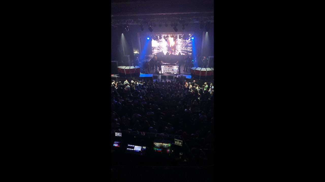 Valve Sound System Electric Brixton - YouTube