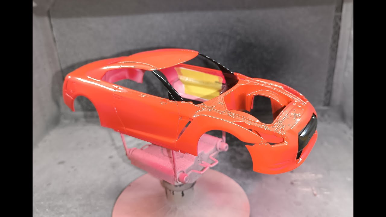 Building the Nissan GT-R by FUJIMI - Part2: Paint Job - YouTube