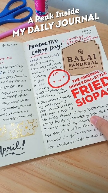 A Peak Inside MY DAILY JOURNAL 📖 ️ #shorts #journal #journaling - YouTube