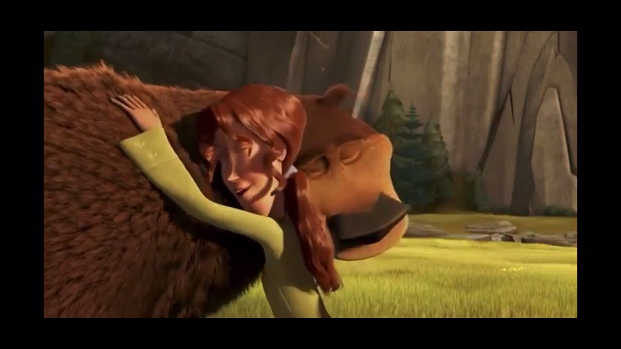 Boog Licks Beth - Open Season - YouTube