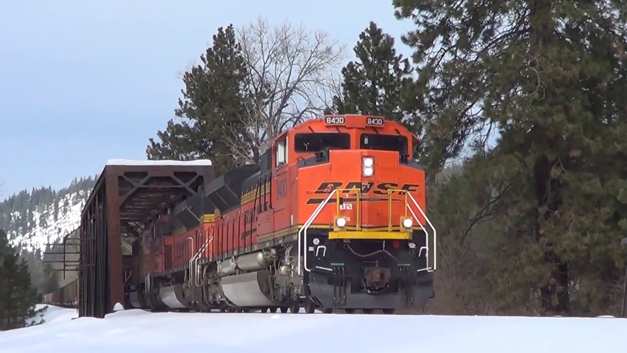 BNSF 8430 East Jan 29, 2017 - YouTube