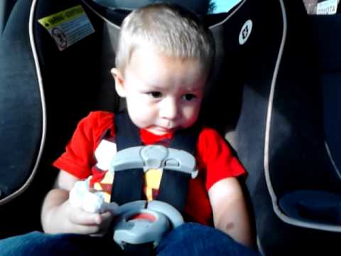 Dylan crying for bieber - YouTube