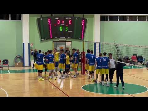 Verona Volley vs Osmo Montecchio 0-3 - YouTube