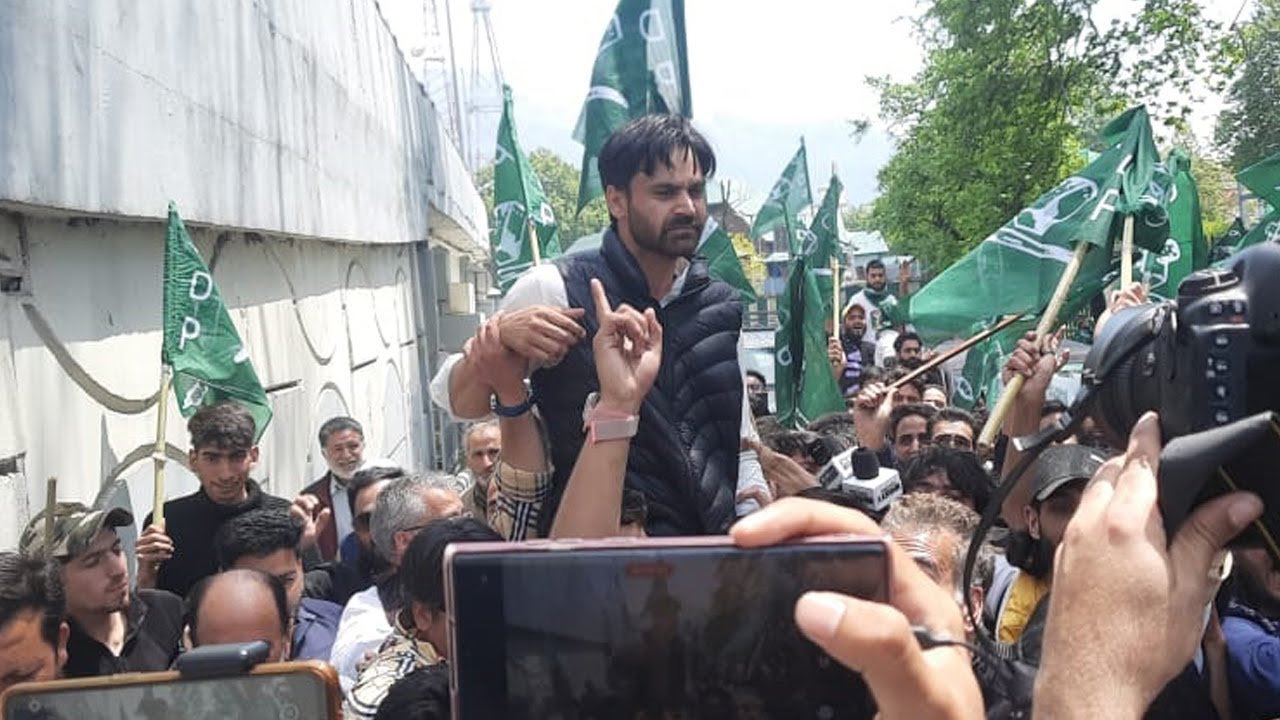 LS Polls: PDP Candidate Waheed Para Files Nomination From Srinagar ...