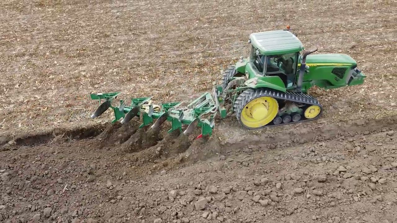 PLOWING THE LAND with JOHN DEERE 8320T - YouTube