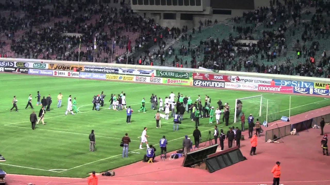 Raja vs Chelsea 3 - 0 , لقطة الأسبوع رغم الإقصاء الجمهور يحيي اللاعبين ...