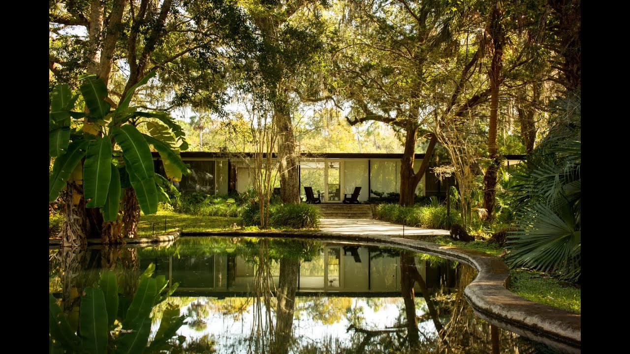 Yankeetown Glass House by Jack West - YouTube