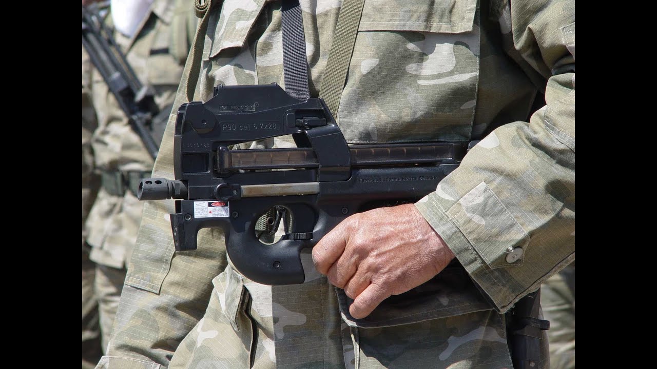 FN P90 Submachine Gun - YouTube