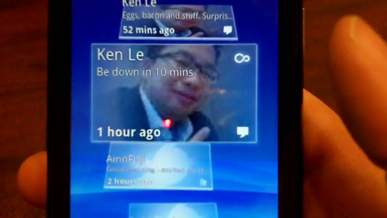 Xperia X10 de Sony Ericsson au CES 2010 - YouTube