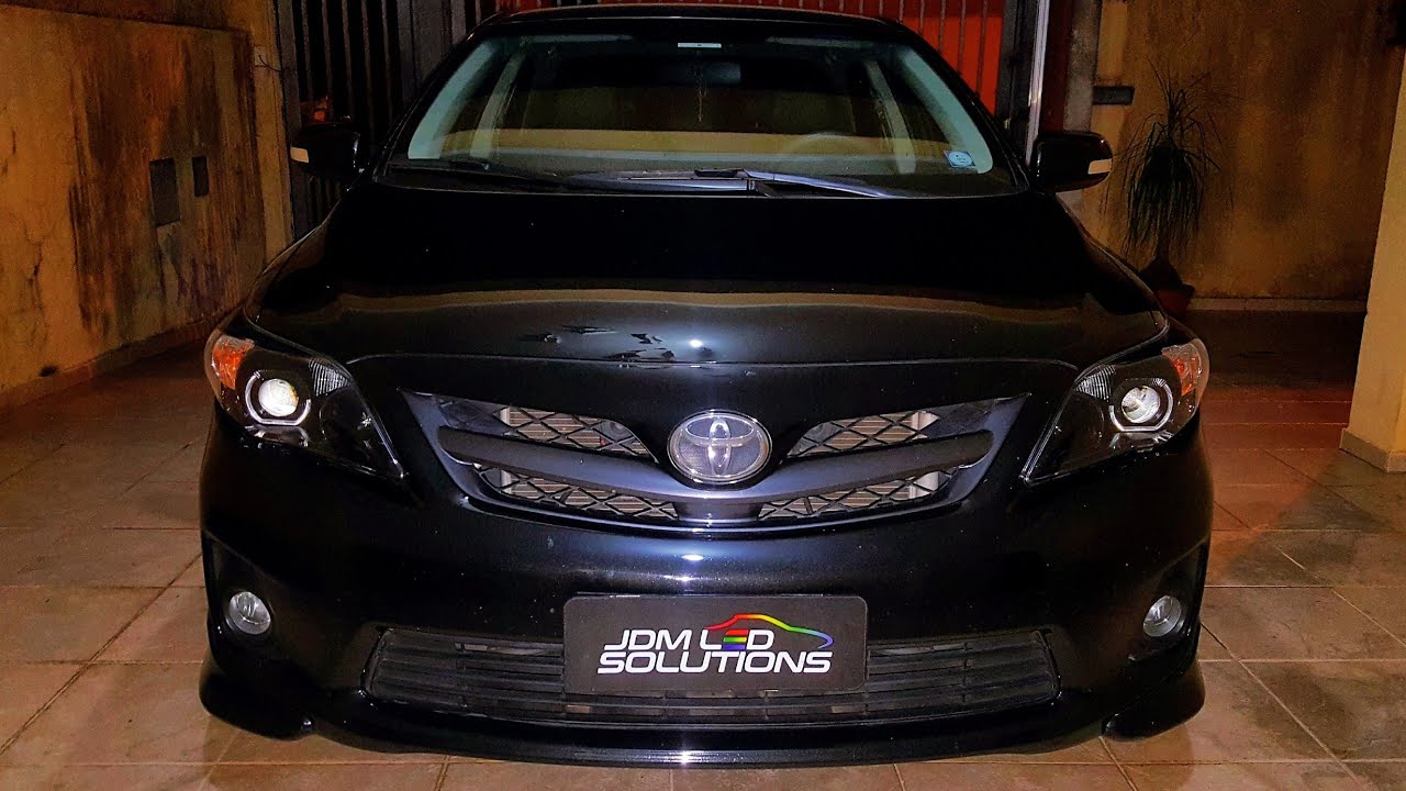 Farol Corolla XRS + Retrofit + Angel Eyes X5 - YouTube