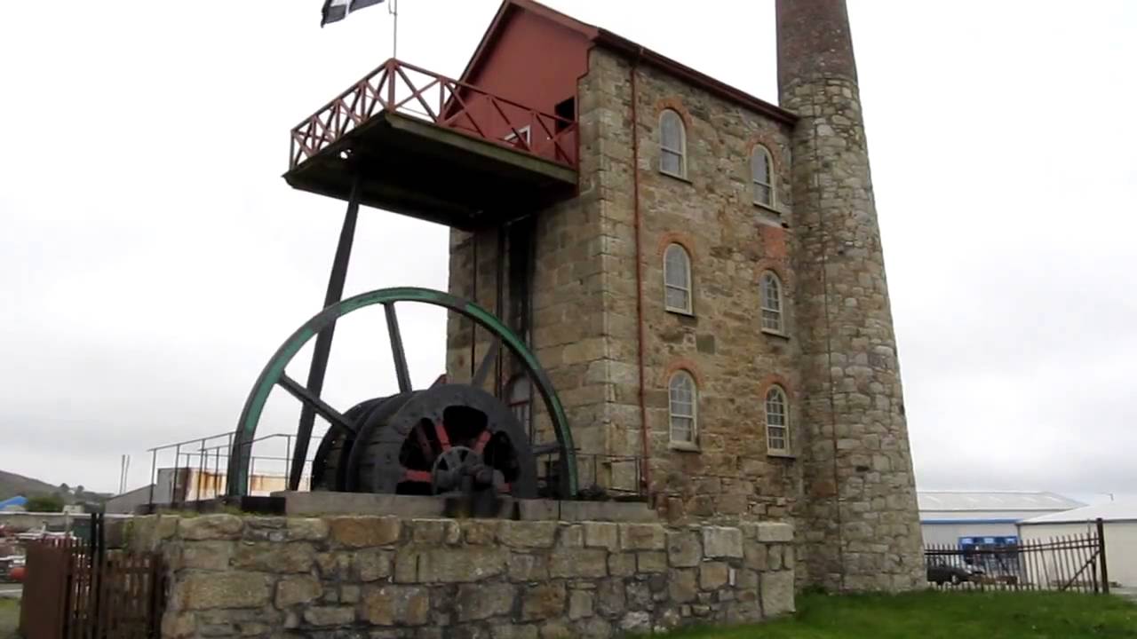 Cornish Beam Engine in action - YouTube