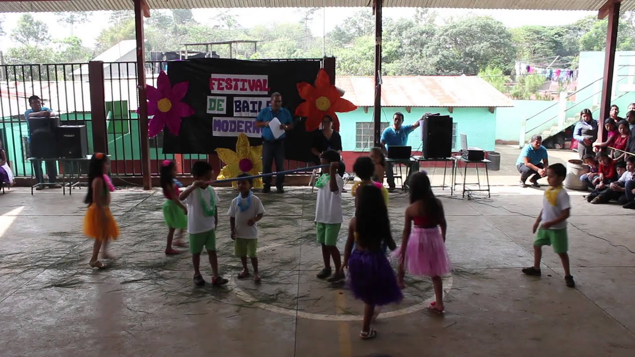 Pre-K & Kindergrten Dance the Limbo - YouTube