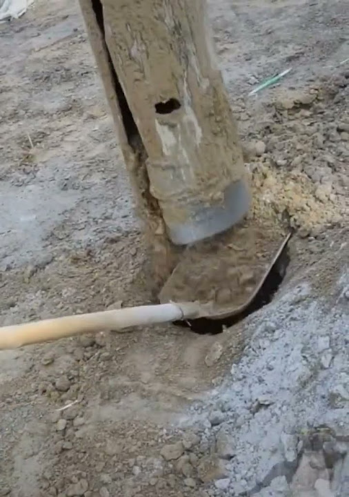 Simple tool digging deep hole - YouTube
