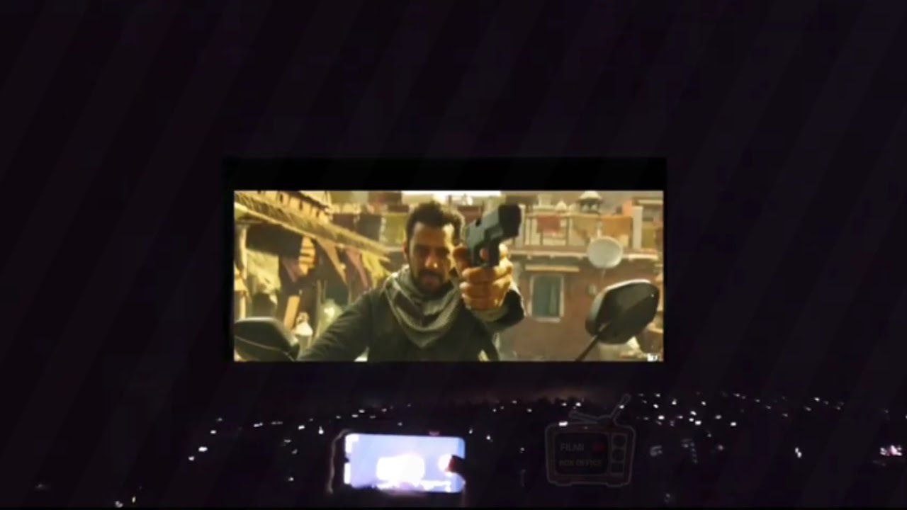 Tigar 3 movie review #tigar3review #Tigar 3 movie #YRF #srk # salman ...