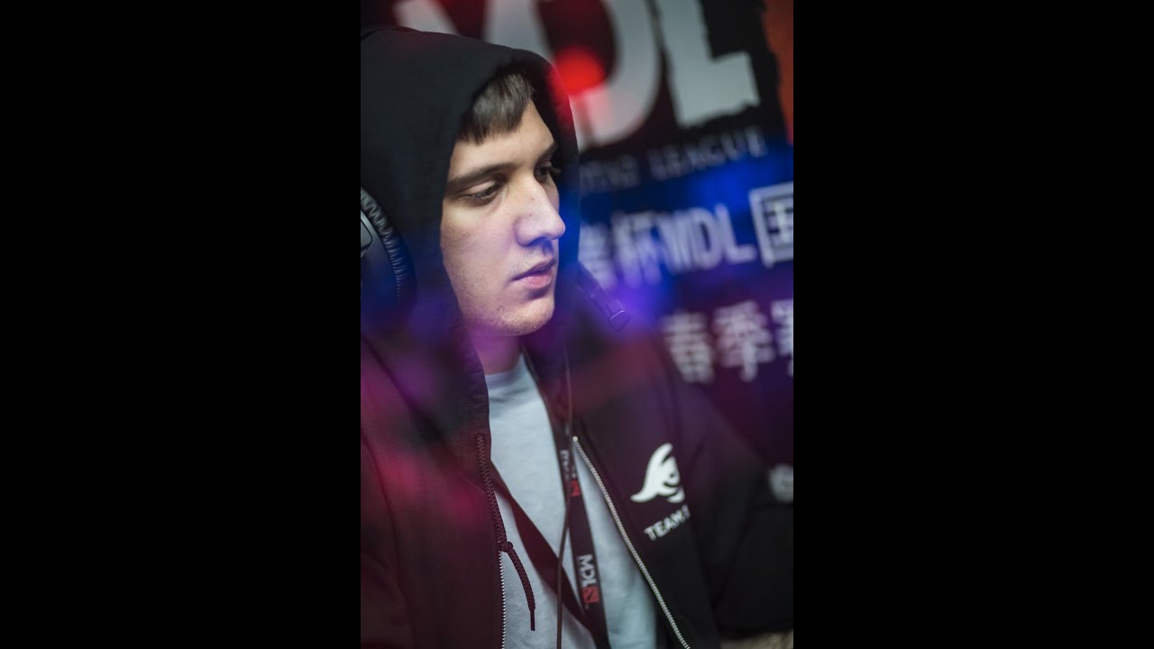 Arteezy StarGame Interview @ MDL 2015 - YouTube