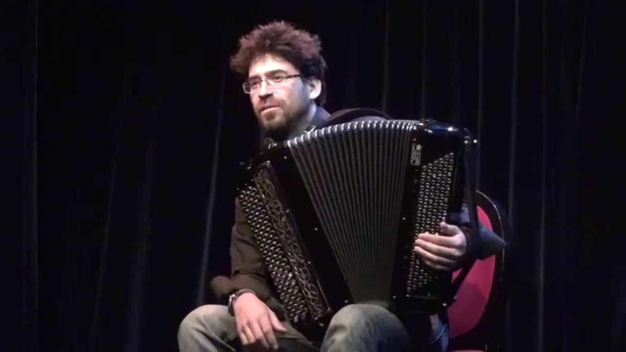 Maxime PERRIN en solo "Des tournées" - YouTube