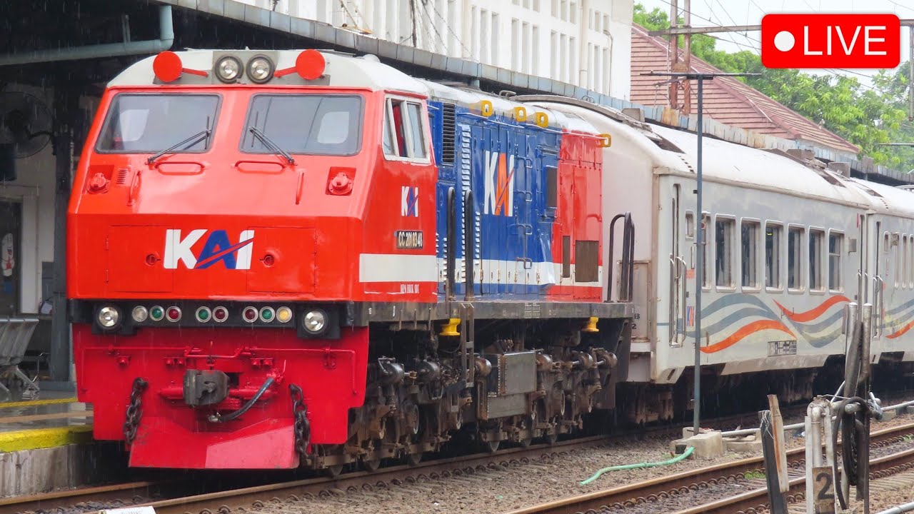 🔴 LOKOMOTIF LANGKA CC 201 83 48 LIVERY MERAH BIRU RNB DI JAKARTA Dinas ...