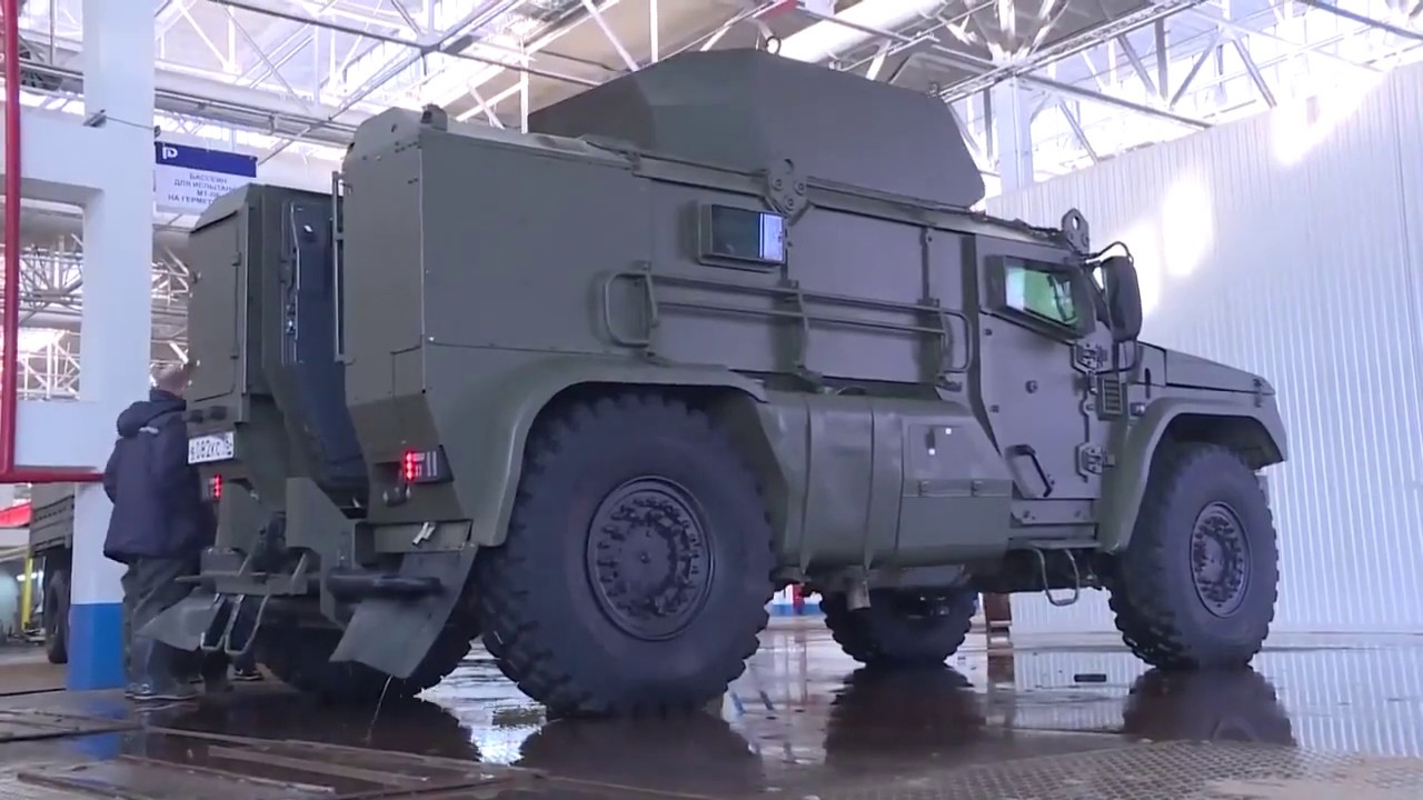 Test Russian armor - YouTube