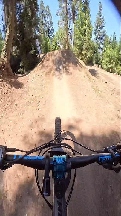 SESSION JUMP TRAIL (Sky park Bike Park)Skyforest,Ca @RIDEON909 - YouTube