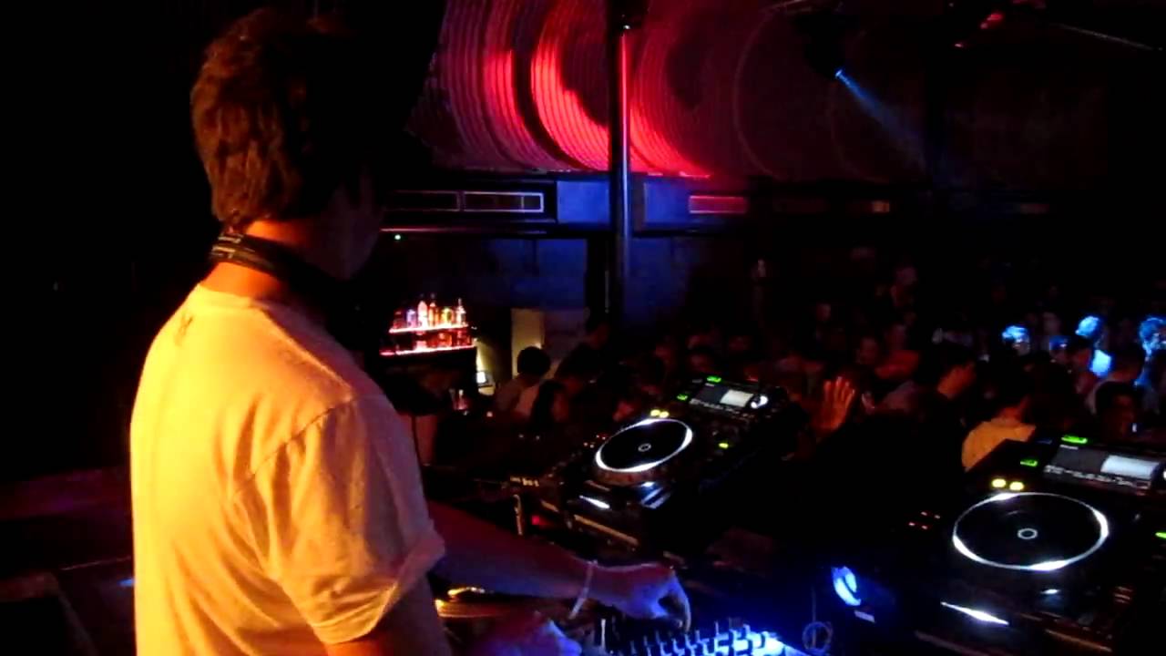 esance WEEKEND SPECIAL - Amsterdam Night with Roy Engel @ Alte Börse ...