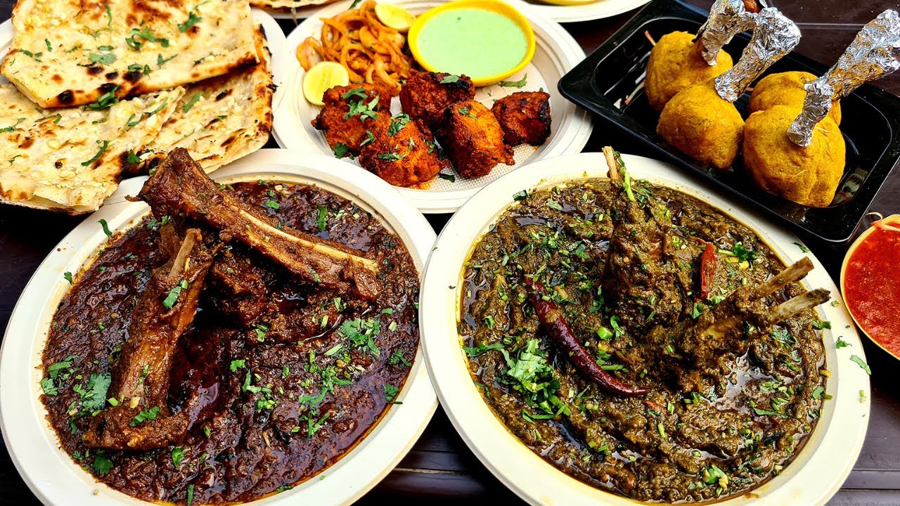 Kaka Ka Special TAWA MEAT AUR SAAG MEAT with TANDOORI MACHI. Indian ...