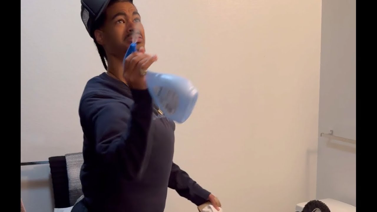 Your Fat cousin that come to visit you - YouTube