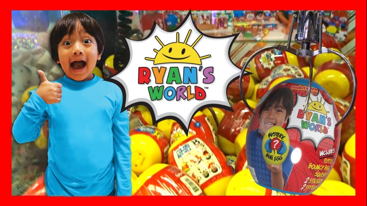 We Won RYAN'S WORLD MYSTERY EGGS From A Claw Machine At The Arcade ...