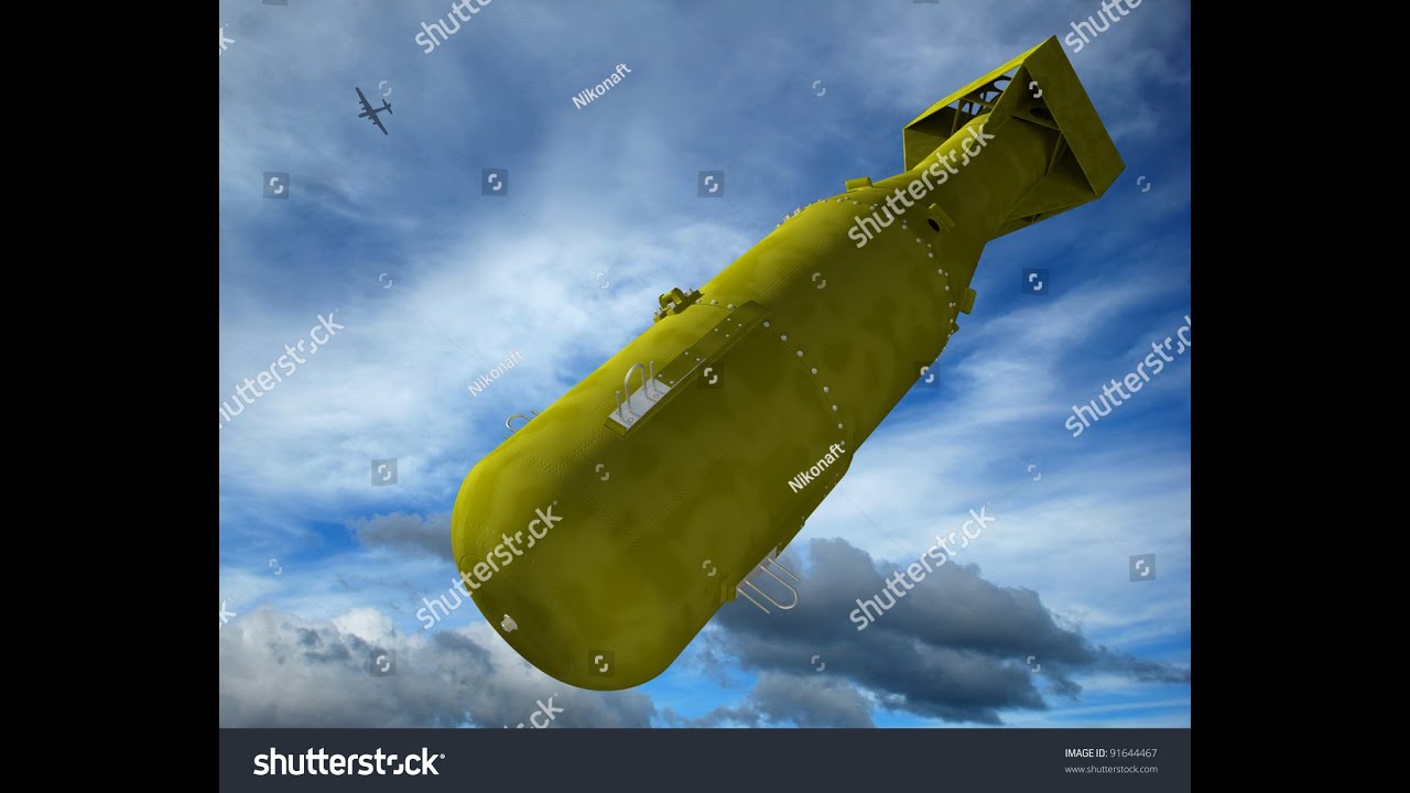 Roblox Build A Boat For Treasure Hiroshimia Little Boy nuke falling ...