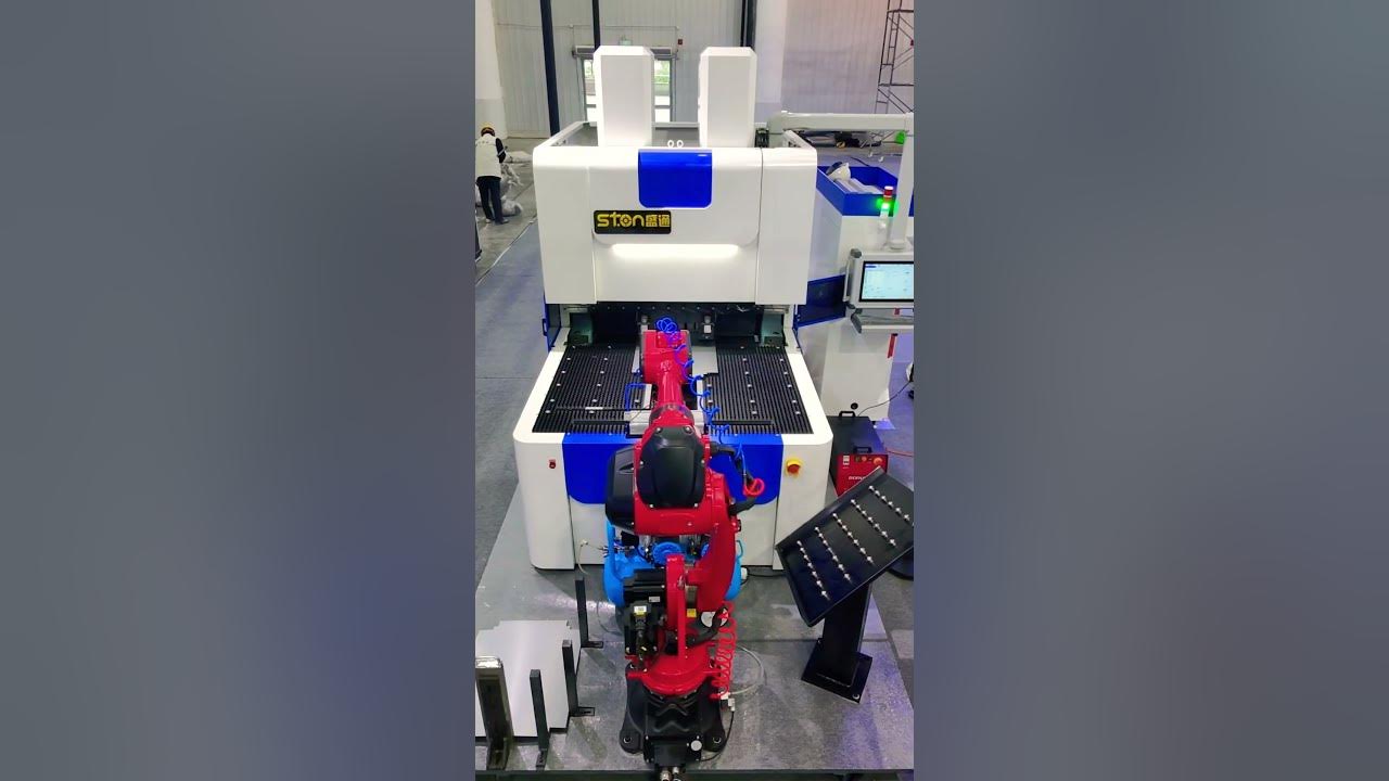 China 1000mm panel bender with robot loading and unloading #machine #bendingmachine #robot # ...