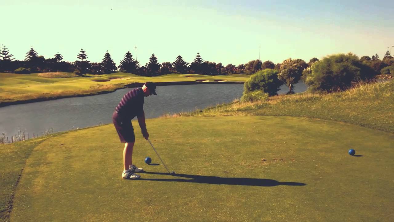 Big Kee Under Pressure at 17th Secret Harbour - YouTube