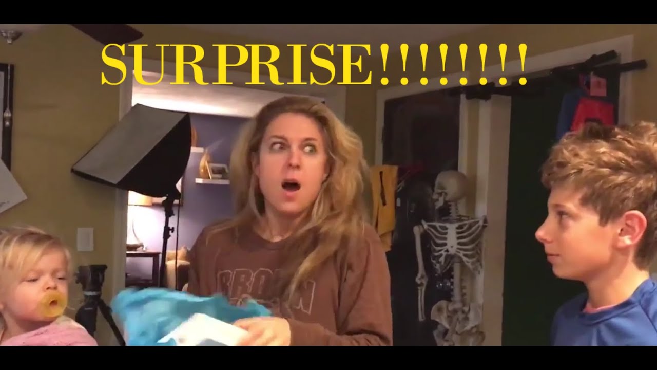 SURPRISE iPhone 6S GIFT FROM MY HUSBAND - YouTube