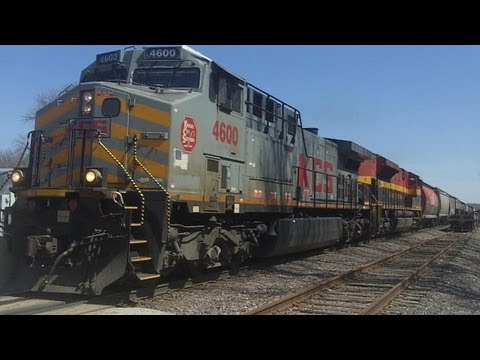KCS 4600 & 4123 Lead Grain Train, Montpelier, IA - YouTube