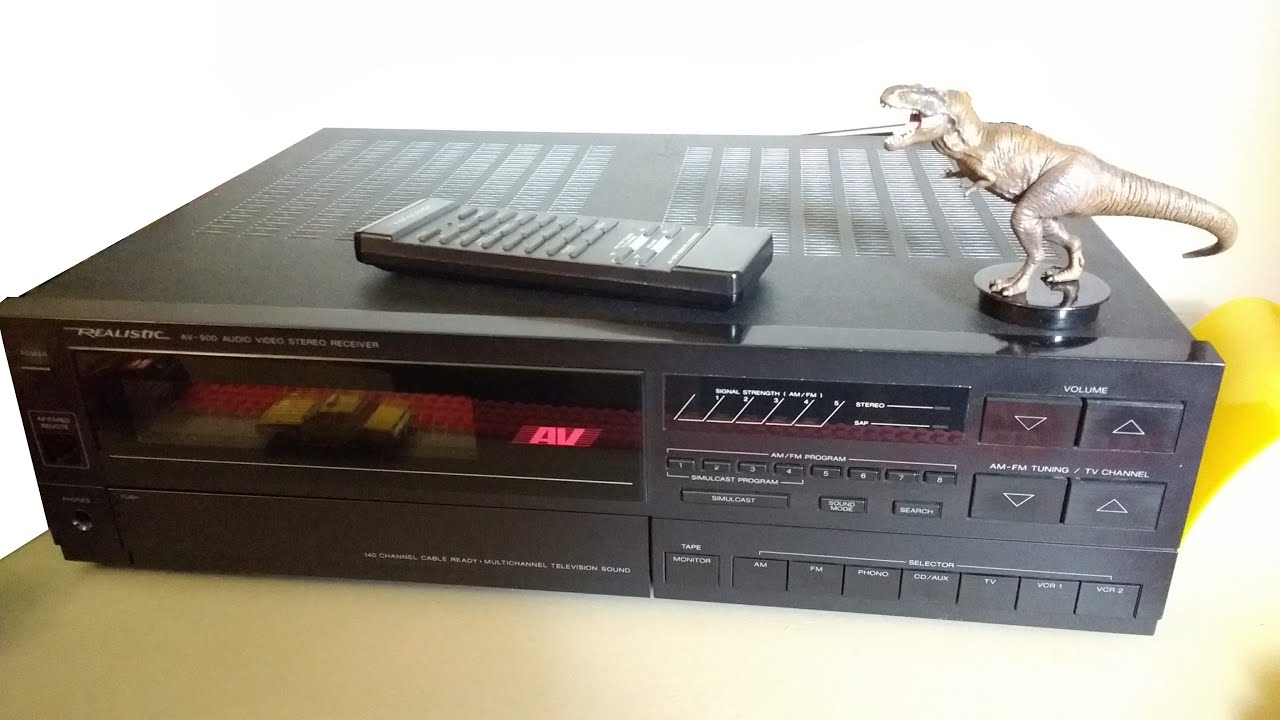 Realistic AV 900, a 30-Year AV "Marriage" - YouTube
