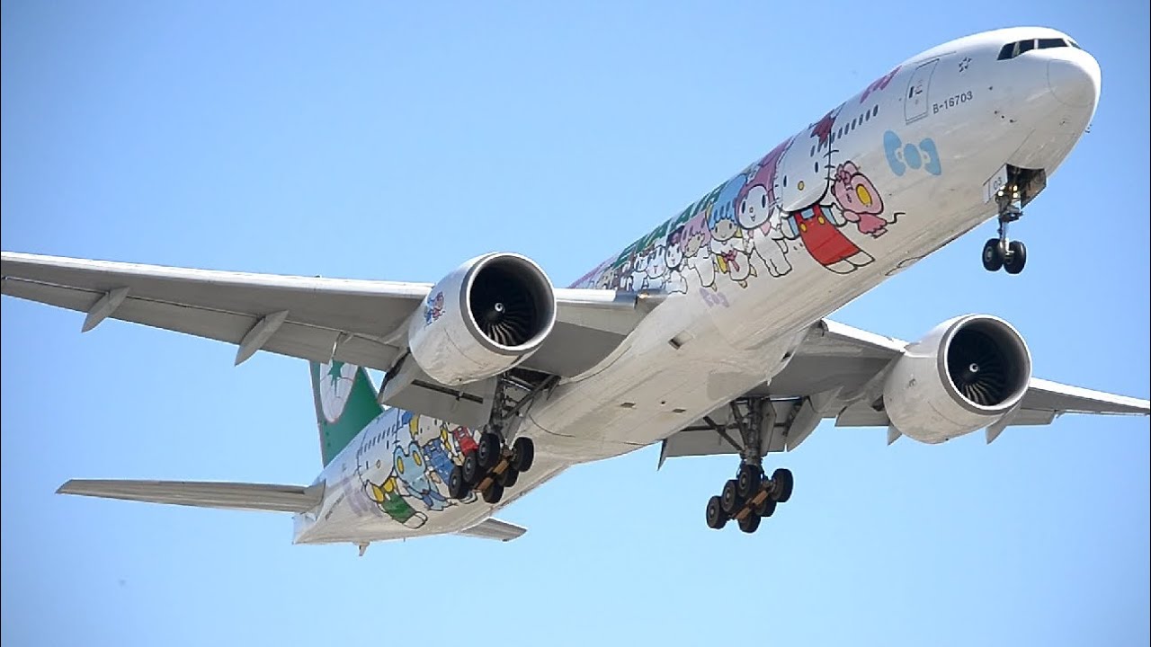 EVA Airways Boeing 777-300ER [B-16703] (Hello Kitty Sanrio Family ...