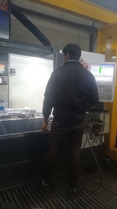 Tool change # tool runout check # vmc operator # vmc work - YouTube