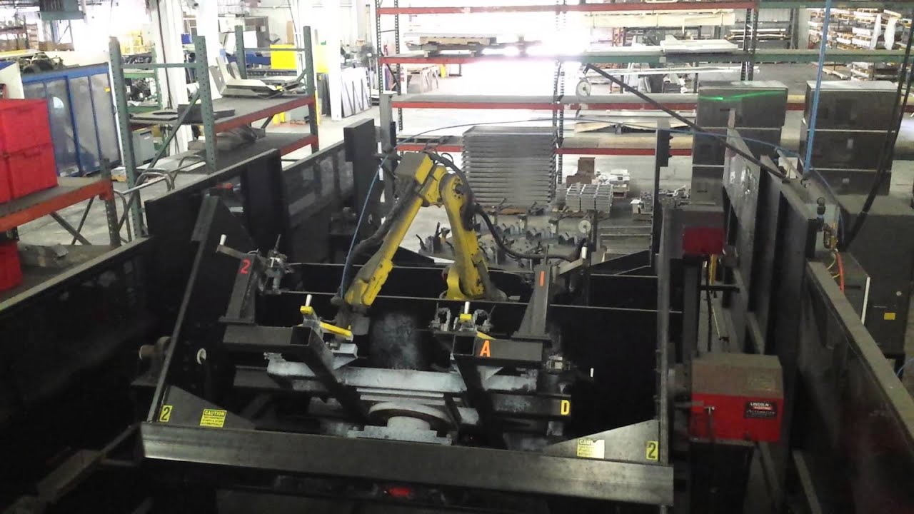 Lincoln System 55 Robotic Weld Cell AM13708 - YouTube