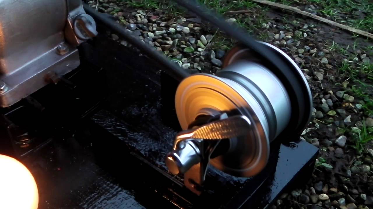 AMAZING BICYCLE DYNAMO GIVES 220 VOLTS - YouTube