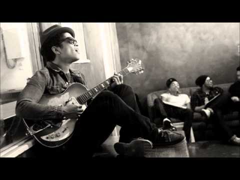 Bruno Mars-Catch A Grenade (The Hooligans Remix) iTunes Session - YouTube